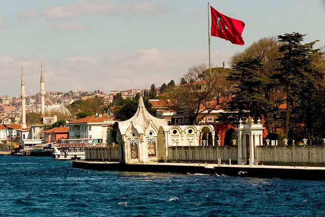 Guided Bosphorus & Black Sea Cruise With Stopover Asia and Lunch - Tips for a Memorable Experience