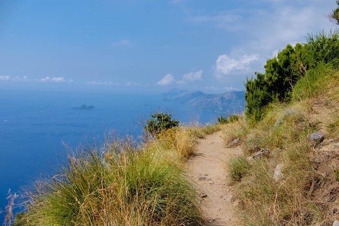 Guided Day Hike on the Path of the Gods with Sorrento Transfer - FAQs
