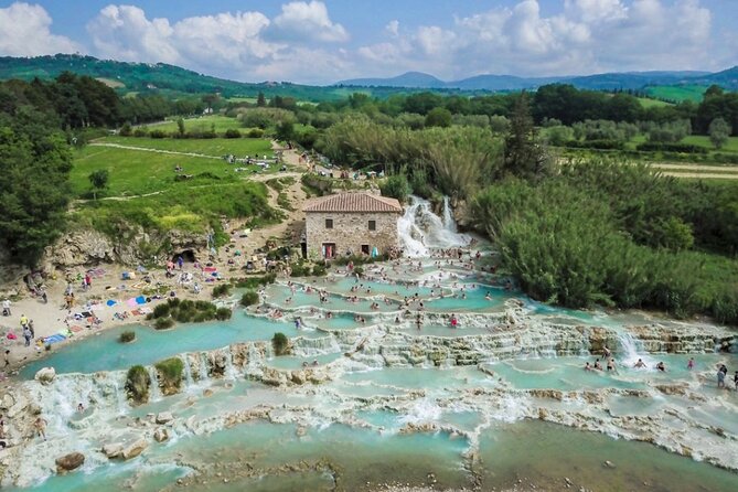 Guided Day Tour of Saturnia and Magical Tuscany - About the Guide