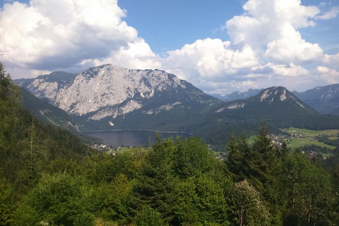 Guided E-Bike Tours with a local guide/Tips & tricks for your riding technique! - What to Expect on the Tour