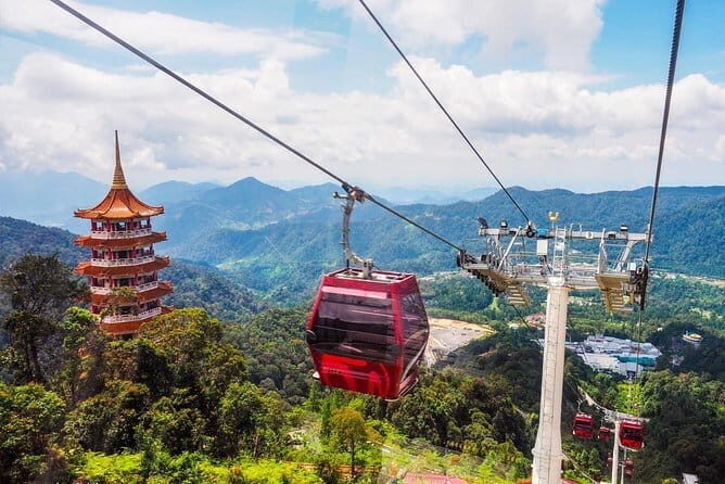 Guided Fair Flies, Selayang Hot Spring, Batu Caves tour with Dinner - FAQ
