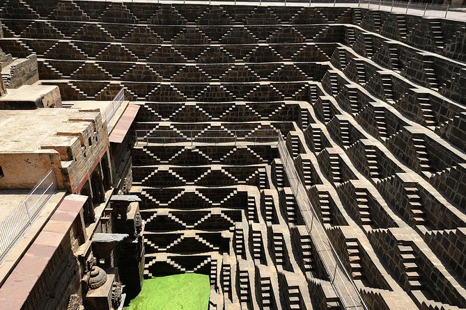 Guided Fatehpur Sikri & Abhaneri Tour From Agra To Jaipur By Car - FAQ