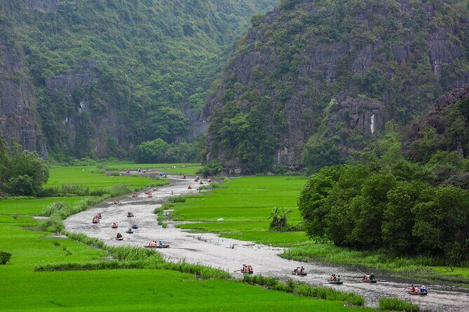 Guided Full Day Ninh Binh Small Group Tour by Limousine - Who Is This Tour Best For?