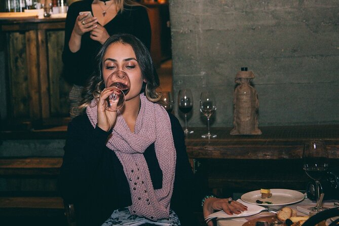 Guided, FUN Wine Tasting With Trivia Games, Napoli - The Role of Trivia Games in the Tasting