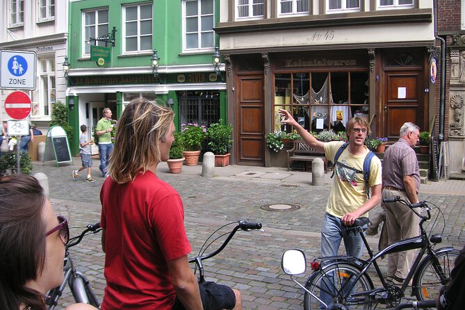 Guided Hamburg City Bike Tour - Practical Details: Price, Duration, and Group Size