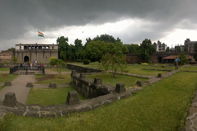 Guided Highlights of Pune Car Tour with a local (4 Hrs Sightseeing in AC Car) - How to Maximize Your Experience