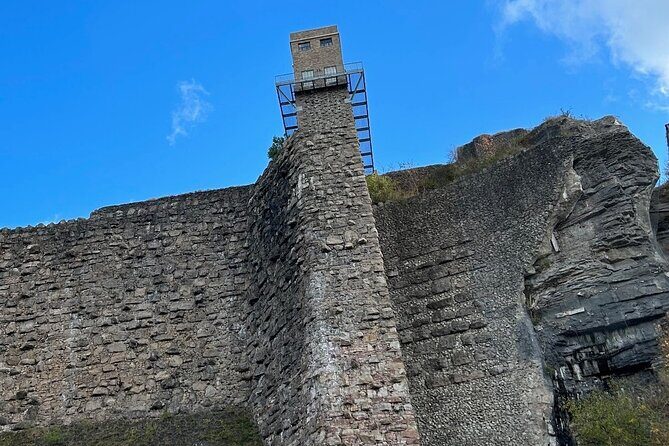 Guided Hike Along the Niagara River Gorge to Power Plant Ruins - FAQ