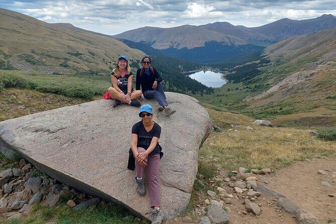 Guided Hike to 3 Beautiful Alpine Lakes - A Closer Look at the Guided Hike Experience