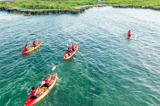 Guided Kayak Tour to Kailuas Twin Islands - Detailed Breakdown of the Itinerary