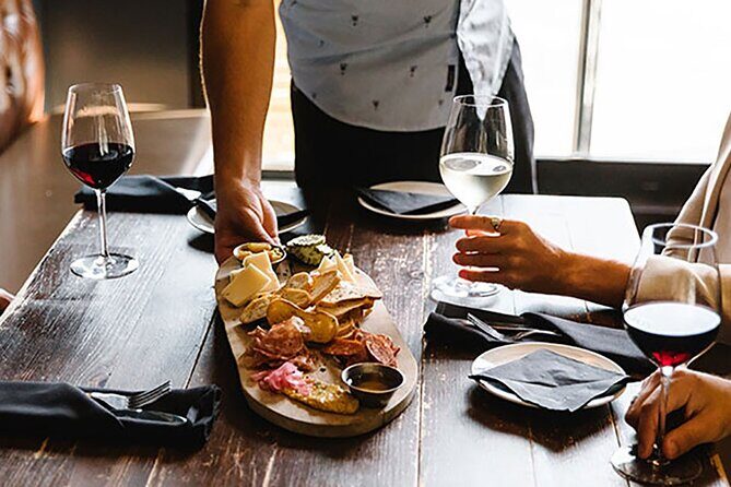 Guided Lunch Tour in Whistler - Guided Restaurant Tour - 3-hours - A Tasty Way to Explore Whistler: The Guided Lunch Tour
