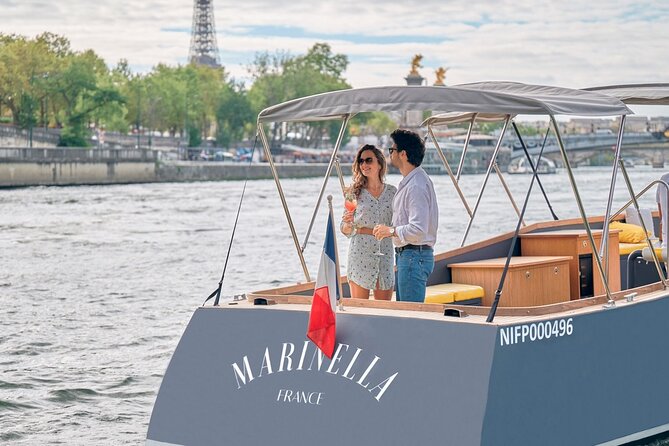 Guided Luxury River Cruise & Walking Tour of Paris' Monuments - Key Points