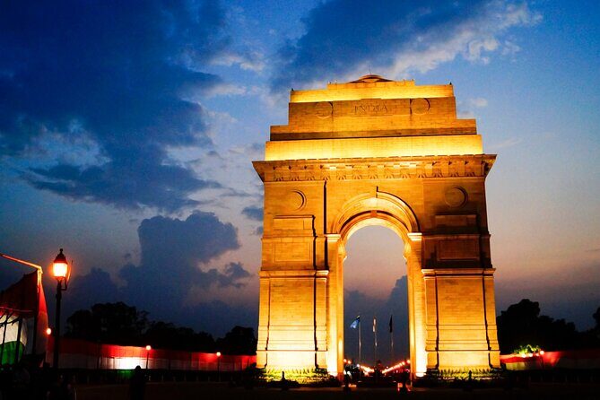 Guided Night Walking Tour in New Delhi - Explore the best nightlife with a local - The Experience and Atmosphere
