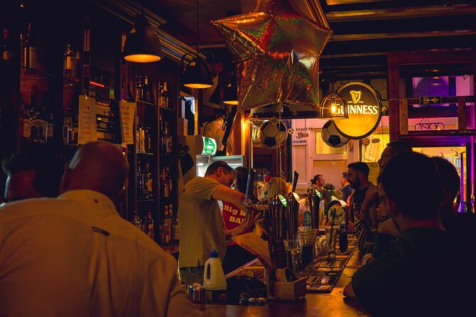 Guided Private Bar Tour in Amsterdam City Center - Key Points