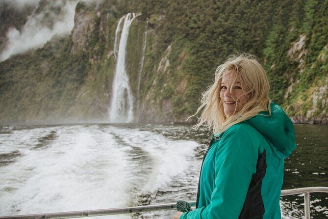 Guided Private Milford Sound Day Tour from Te Anau(Cruise Included) - FAQs