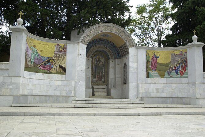 Guided Private Tour to Ancient Vergina and Veria City - Exploring Veria: More Than Just an Ancient City