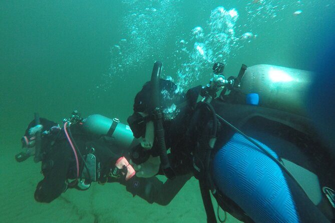 Guided SCUBA Shore dive for Certified Divers 2 states in one - Exploring the Willow Beach two-state scuba experience