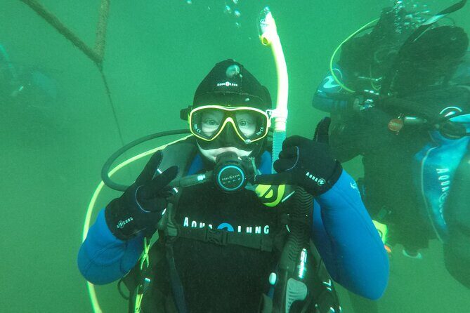 Guided SCUBA Shore dive for Certified Divers 2 states in one - FAQ