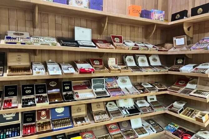 Guided Shopping Tour to Bella Mare Store (Cigars, Chocolate, Rum and Souvenirs) - FAQ