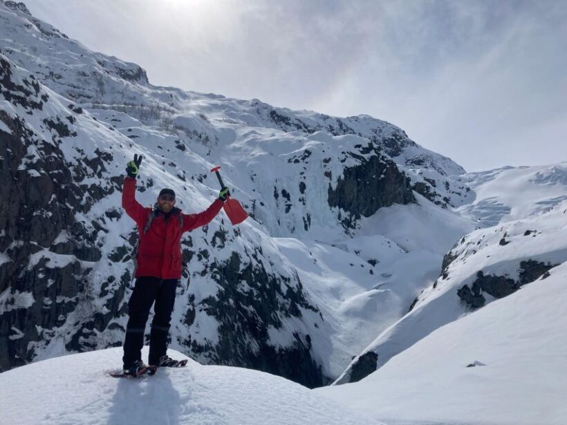 Guided Snowshoeing Adventure from Seward, Alaska - An Introduction to the Alaska Snowshoeing Experience