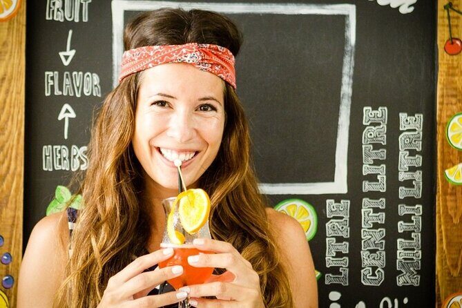 Guided Tour at the Curaçao Liqueur Distillery - Is This Tour Worth It?