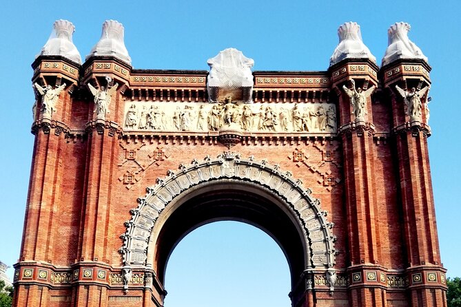 Guided Tour Ciutadella Park Nature, Triumphal Arch and Gaudí in Barcelona. - Summary: Why Choose This Tour?
