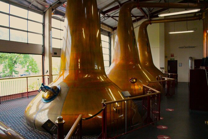 Guided Tour in Aberfeldy Distillery With Connoisseur Experience - Visitor Testimonials and Feedback