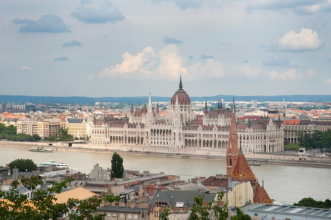 Guided Tour in Budapest Castle District - Participant Feedback and Ratings