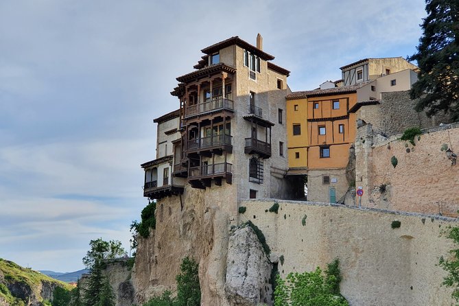 Guided Tour - Medieval Basin + Monuments - Stops Along the Tour