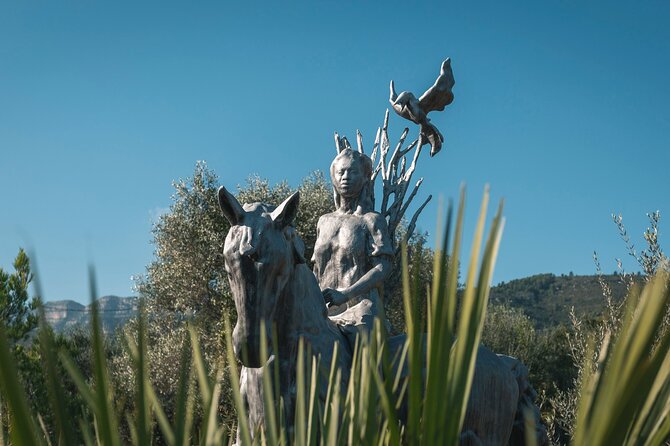 Guided Tour Museum of Contemporary Art and Sculpture Park - Operating Hours