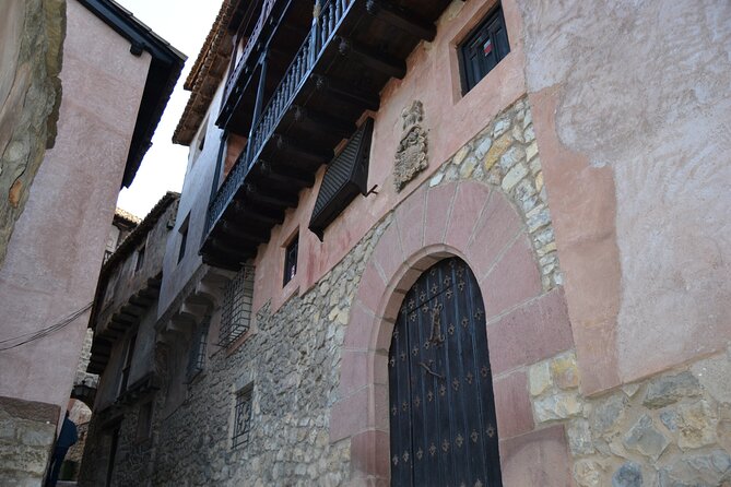 Guided Tour of Albarracín and Casa Noble - Monuments and Historical Sites