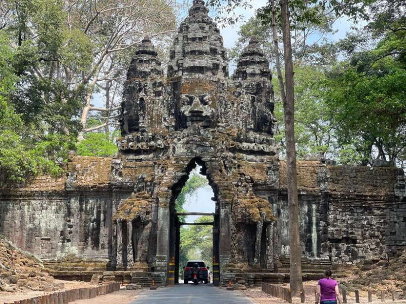 Guided Tour of Angkor Wat, Bayon, Ta Prohm, and Banteay Srei - What’s Included and What’s Not