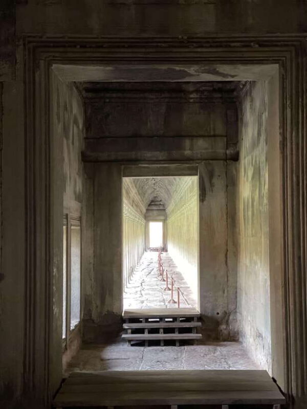 Guided Tour of Angkor Wat, Bayon, Ta Prohm, and Banteay Srei - The Sum Up