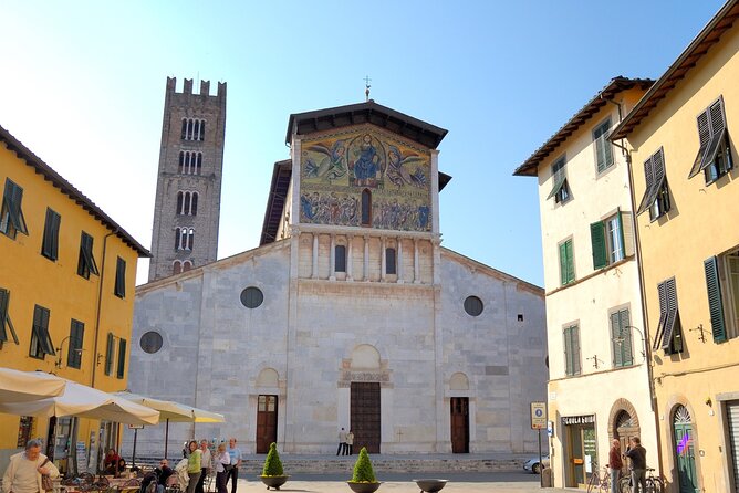 Guided Tour of Lucca by E-Bike or City Bike - About Your Stay