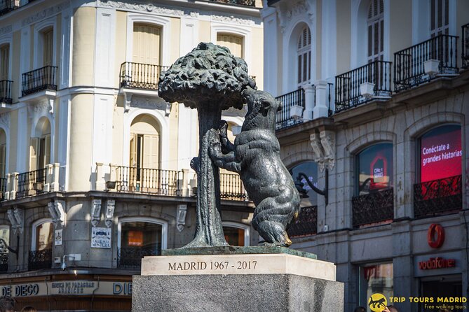Guided Tour of Madrid of the Austrias and the Historic Center - Value for Money