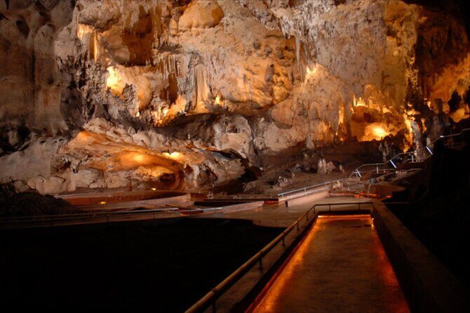 Guided Tour of Maravillas Caves Altos de Chavon and Cigar Factory - Who Should Consider This Tour?