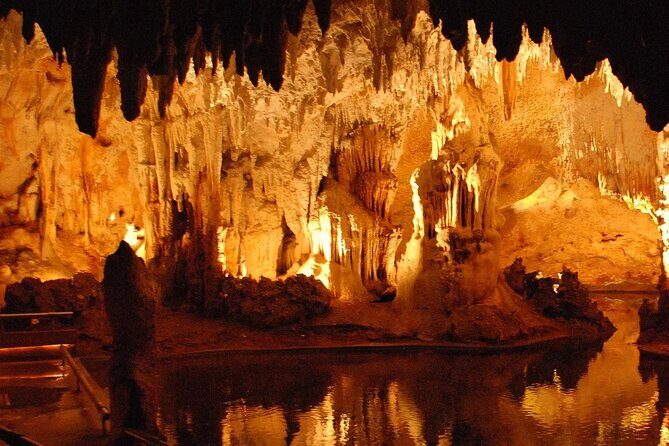 Guided Tour of Maravillas Caves Altos de Chavon and Cigar Factory - FAQ