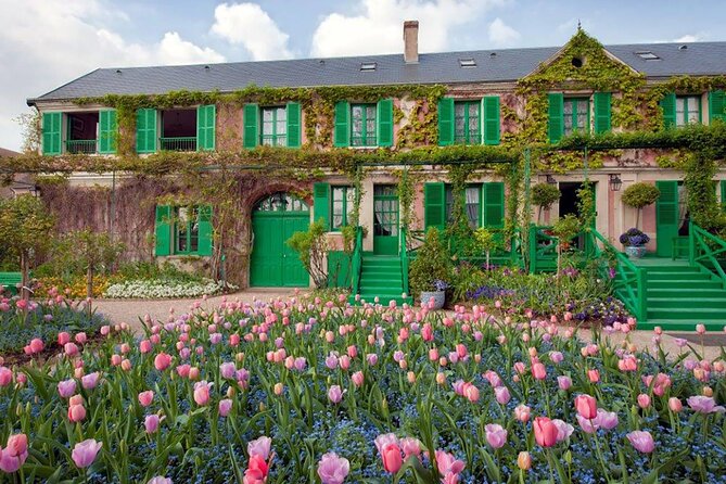 Guided Tour of Monet's Gardens/small group - The Itinerary Breakdown