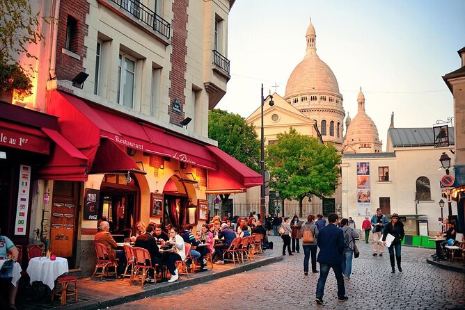 Guided Tour of Montmartre in Songs With a Professional - Physical Fitness Requirements