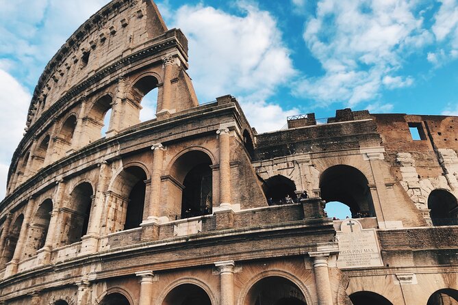 Guided tour of the Coliseum with a certified French guide - FAQ