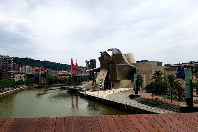 Guided tour of the Guggenheim Museum Bilbao in Spanish - FAQs
