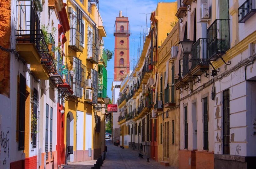 Guided Tour of the Macarena Neighborhood - Key Points