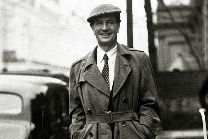 Guided Tour of the Madrid of Spies - Booking Information