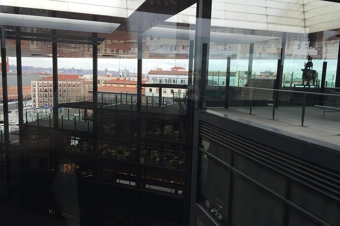 Guided tour of the Reina Sofia Museum in Madrid, entrance fees and pick up at the hotel. - FAQ
