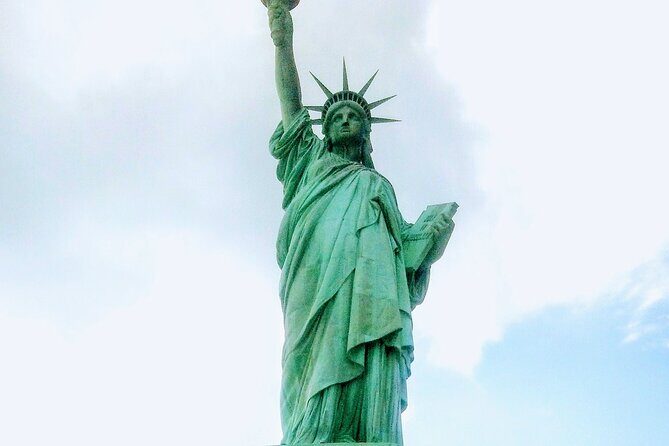 Guided Tour of the Statue of Liberty in New York (ES) - What to Expect from the Itinerary