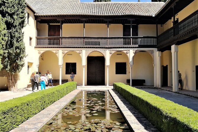 Guided Tour the Nasrid Life - Exploring the Nasrid Dynasty