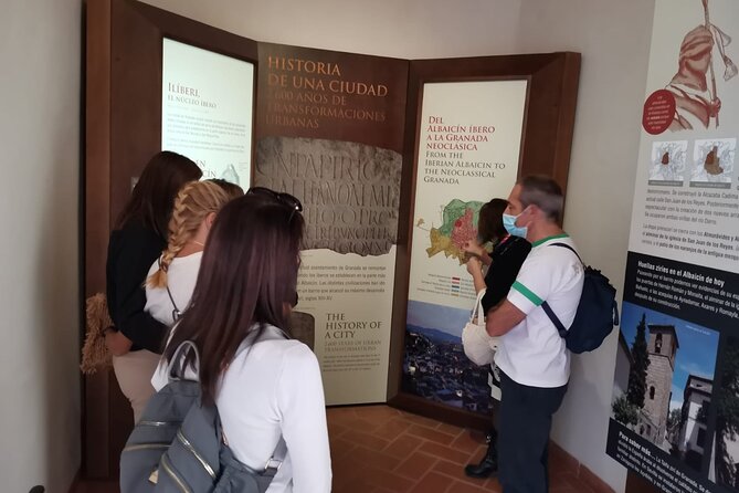 Guided Tour the Nasrid Life - The Captivating Courtyard Gardens