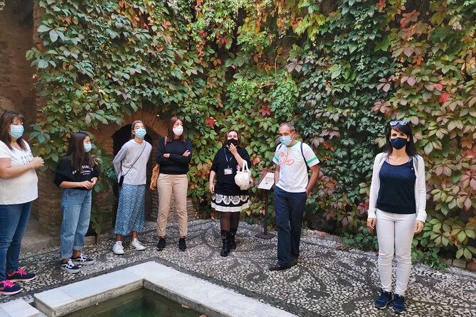 Guided Tour the Nasrid Life - Connecting With the Profound History