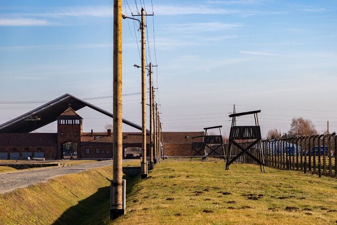Guided Tour to Auschwitz-Birkenau From Warsaw - Transportation Arrangements