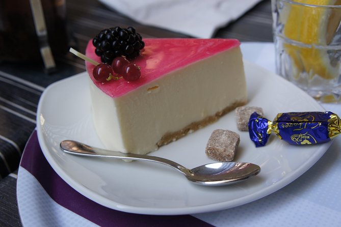 Guided tour to Helsinki from Tallinn by VIP car with return ferry ticket - Our Perspective: Pros and Cons