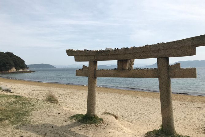 Guided Tour to Naoshima, Art, Island With a Private Car - Itinerary and Tour Details